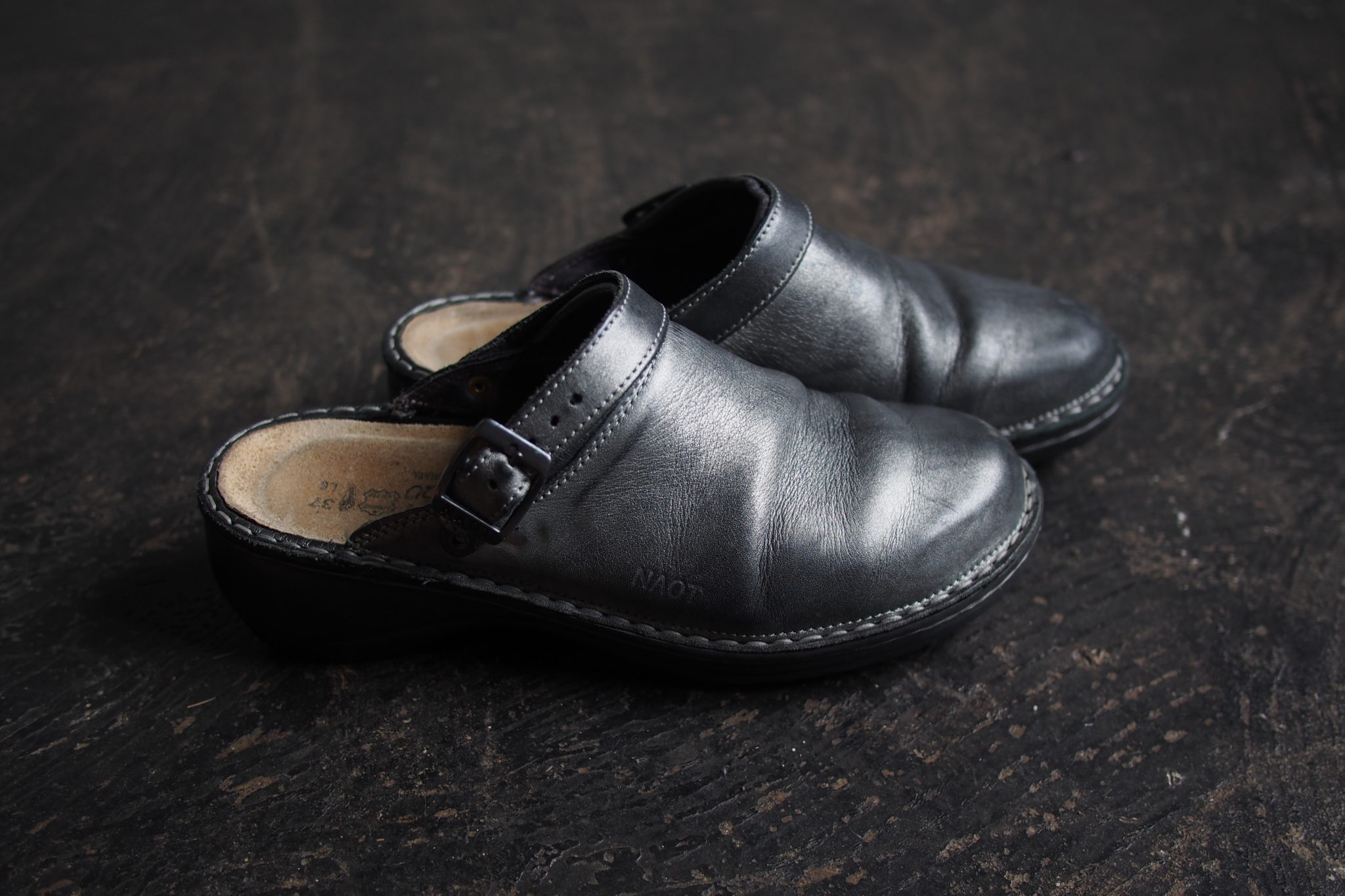 How old? -Grey / Silver- | NAOT ナオトジャパンオフィシャルサイト